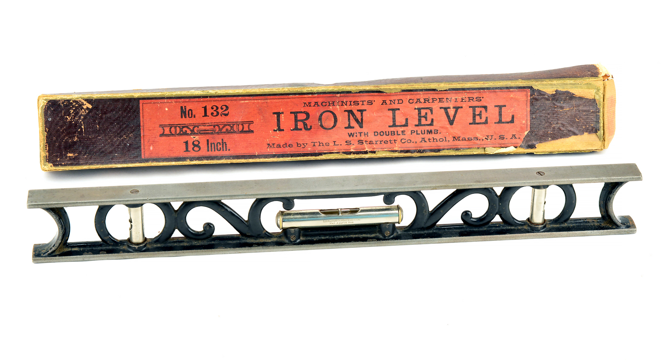 Type 1 Starrett No. 132 Iron Level with Original Box – Vintage Vials